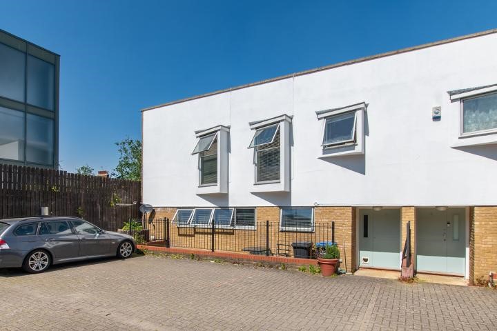 Harlesden Road, London, NW10